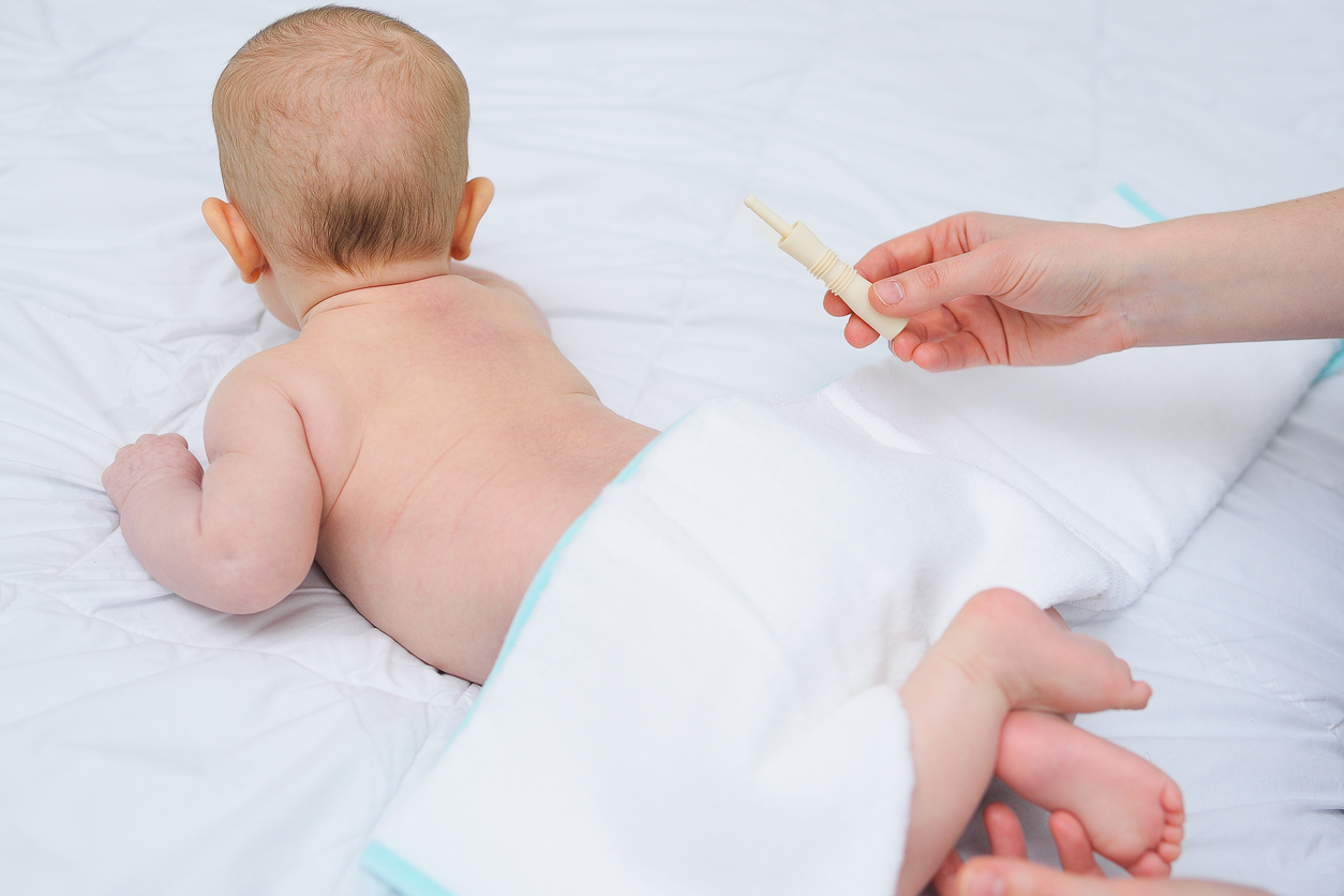 Microclismă la bebeluși: ghid util pentru părinți - Naste natural